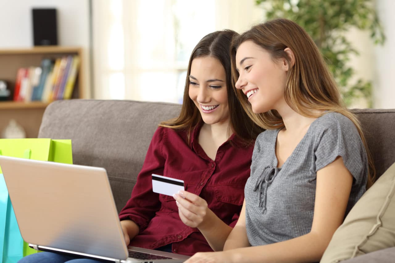 Can Apartment Rent Be Paid with a Credit Card Online?